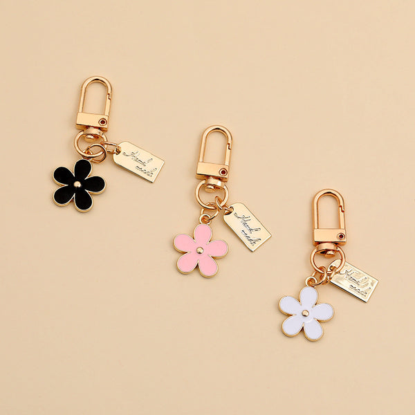 Small Daisy Keychain – Crafty Jo Mauritius